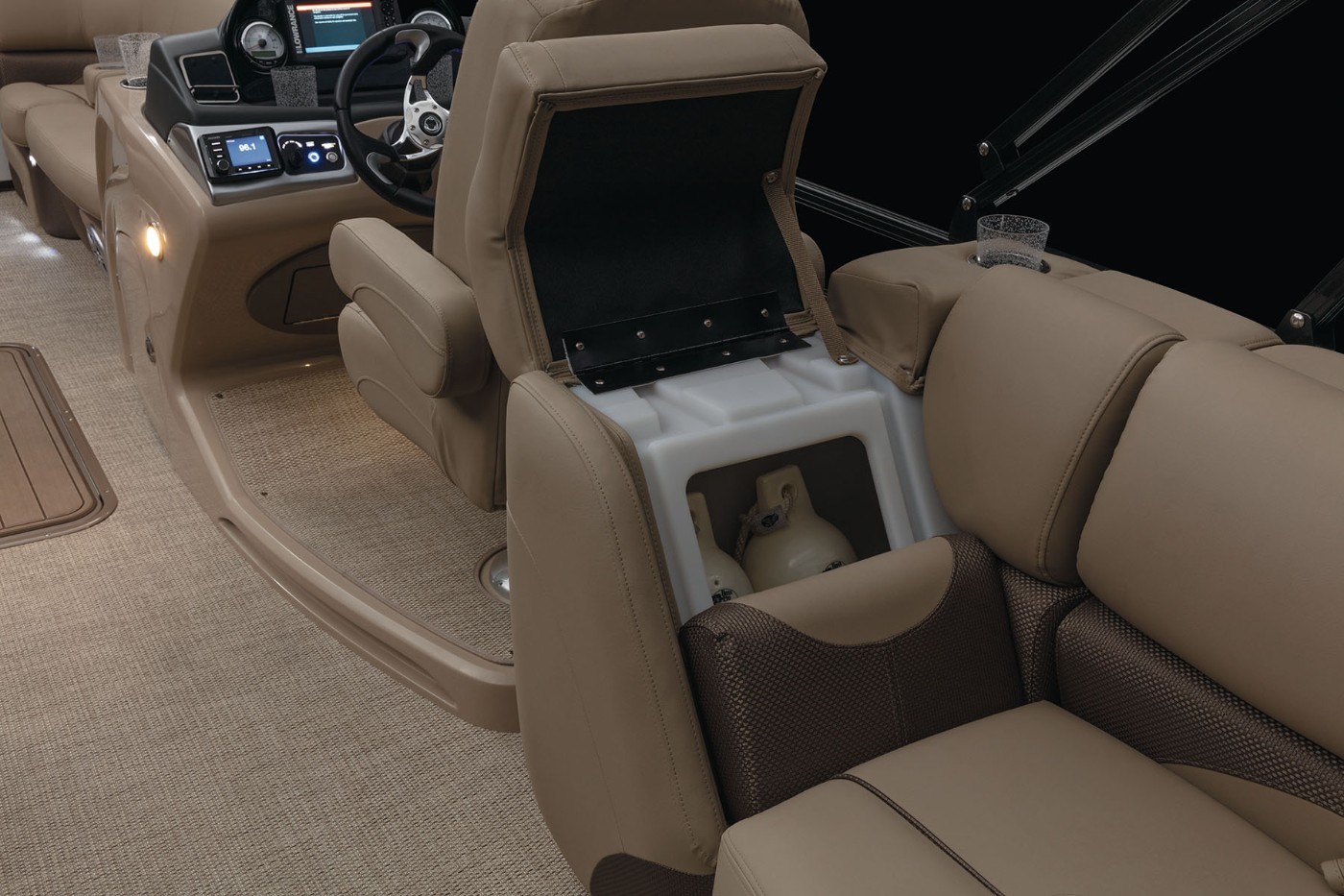 230 DL3 - REGENCY Pontoon Boat