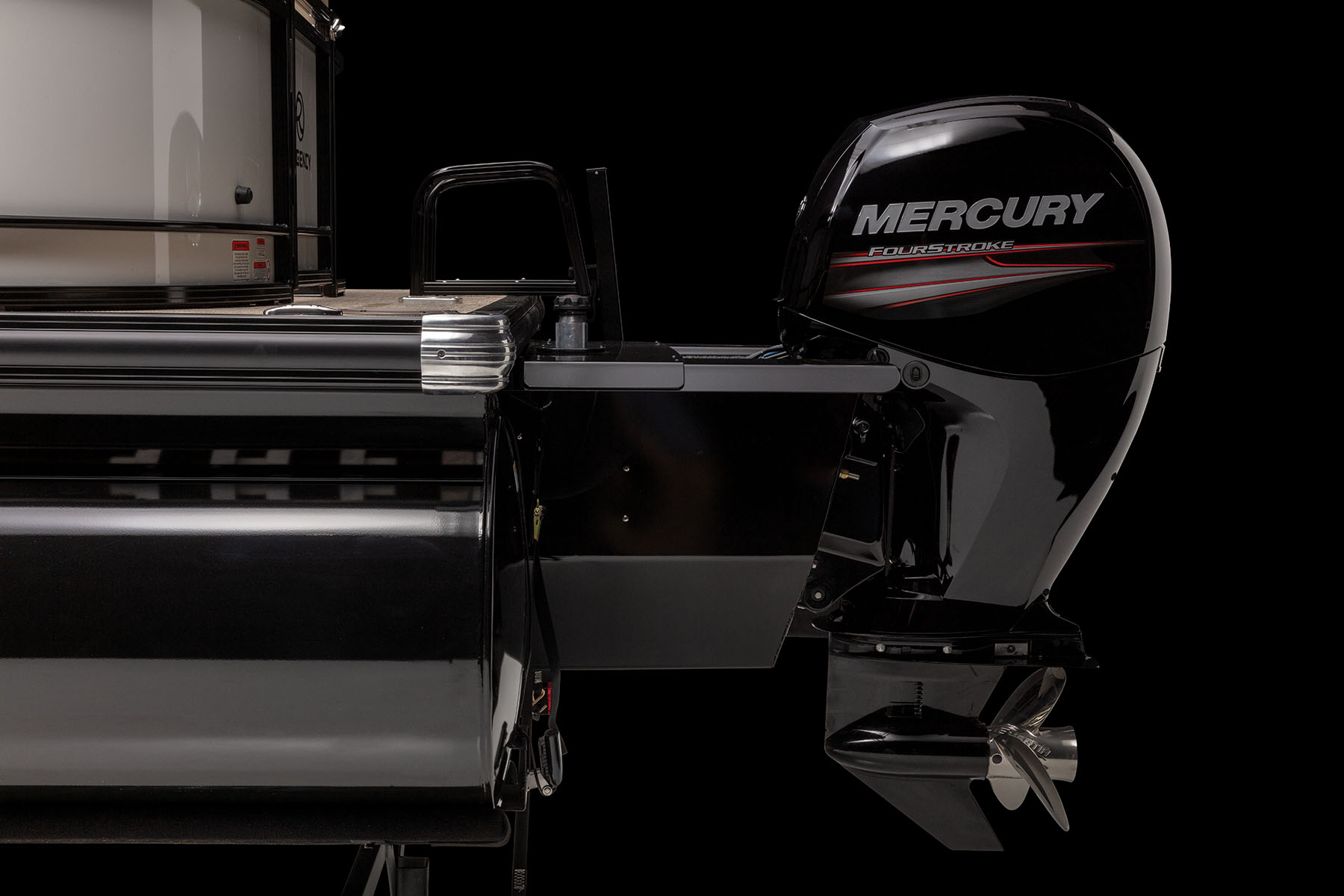 230 DL3 - REGENCY Pontoon Boat