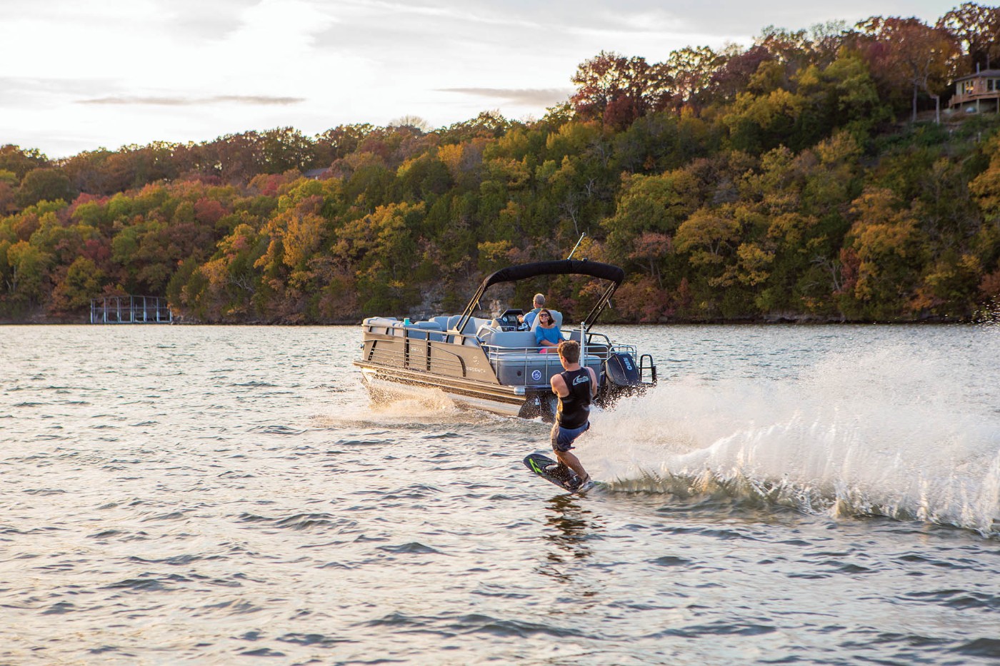 REGENCY Pontoon Performance